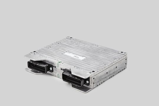 CREATING SAFE, USER FRIENDLY CONTROL APPLICATIONS | STW